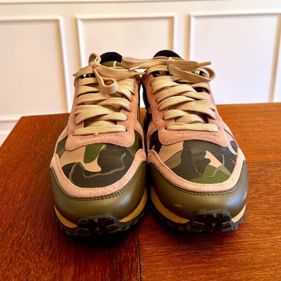 Valentino Garavani | Shoes | Valentino Rockrunner Sneakers Camopink ...